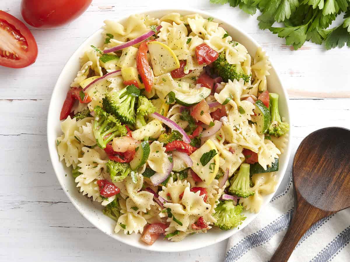 Ensalada de pasta de verduras de verano - Como Cocinar
